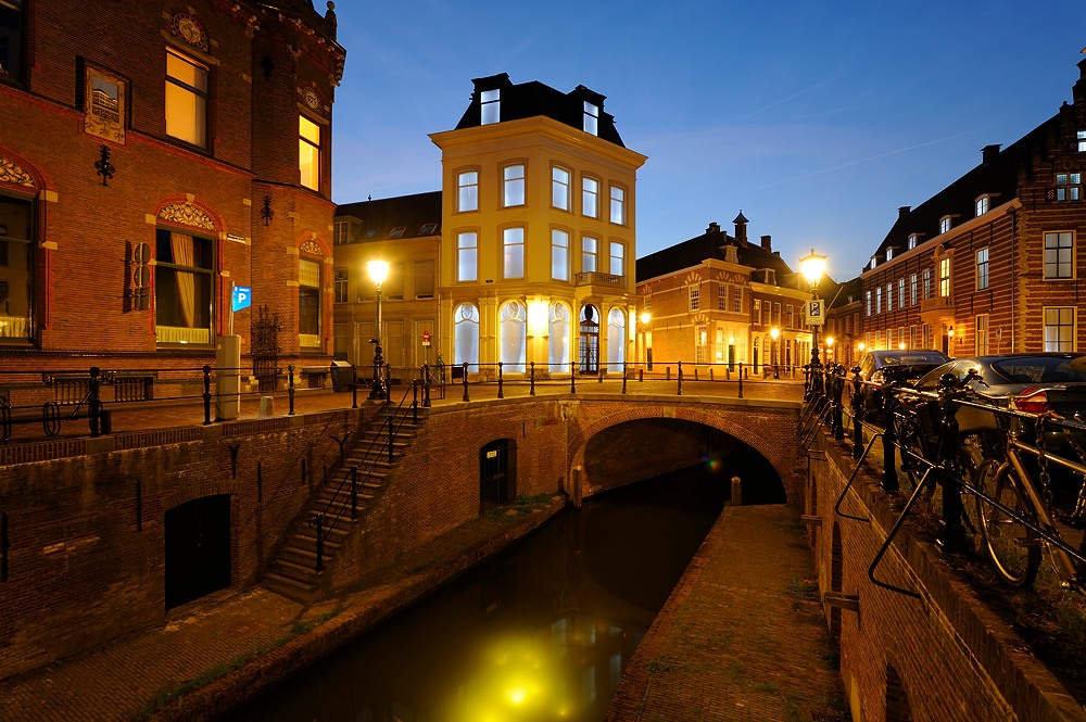 Donker Utrecht - Nieuwegracht, Trans en Pausdam